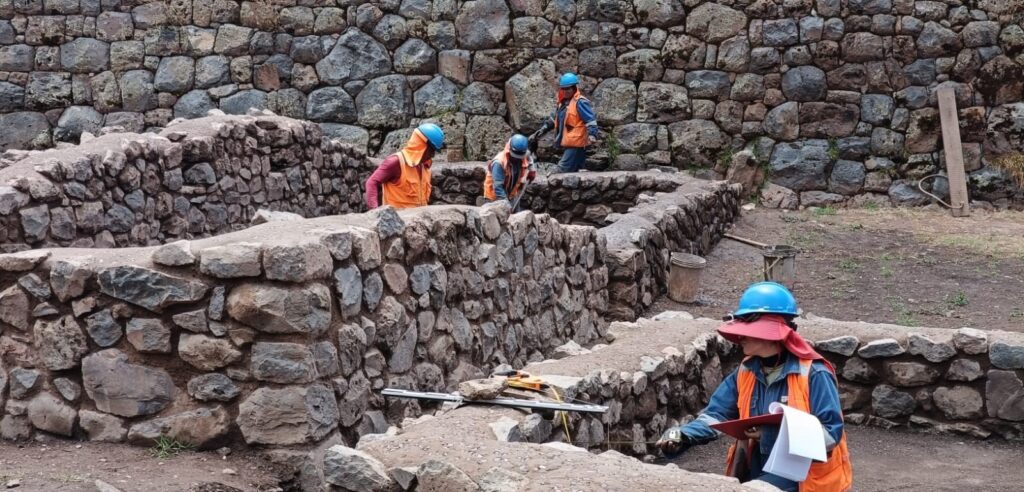 Cusco: pondrán en valor tres sectores del parque arqueológico de Tipón ...